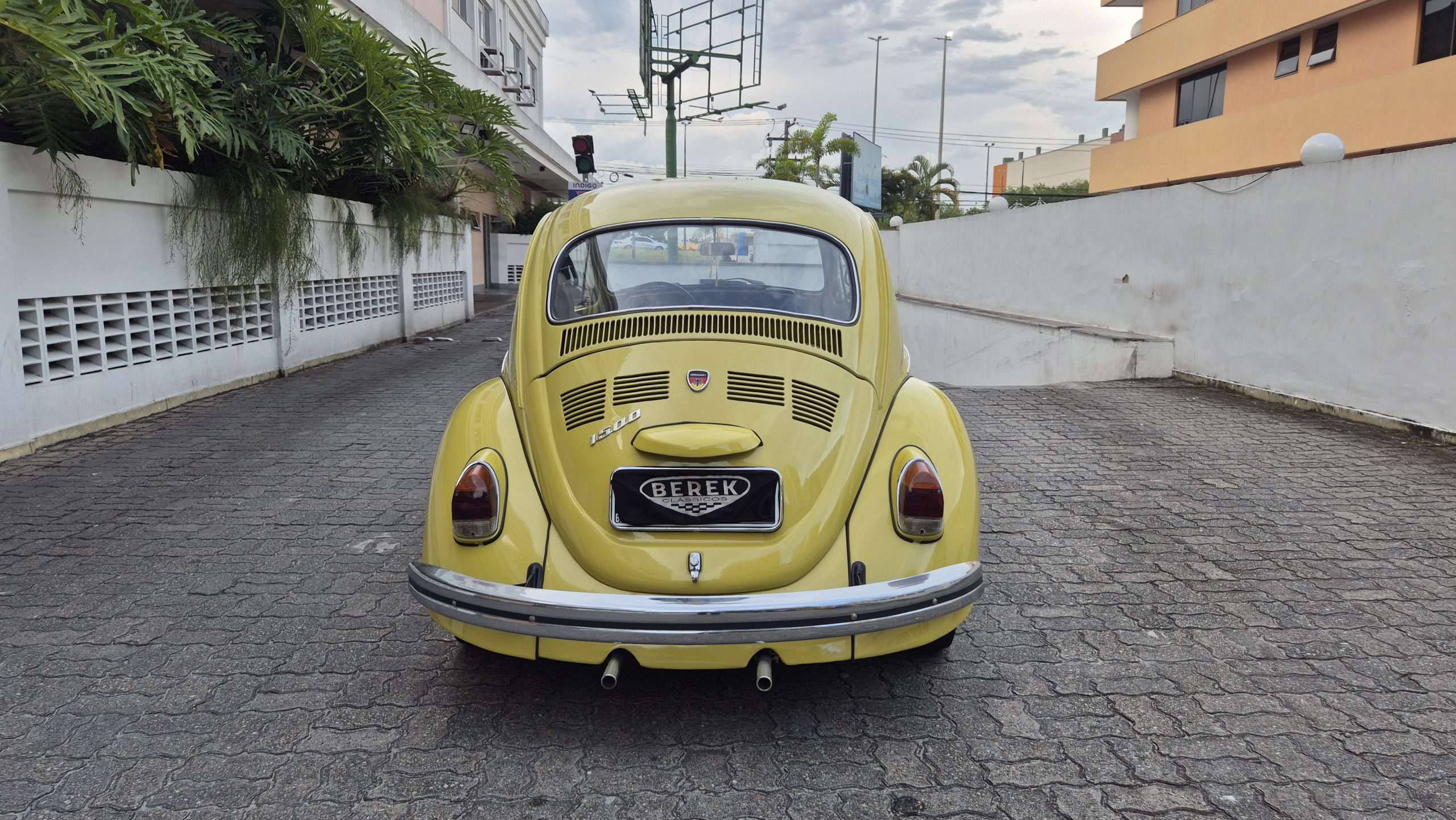 Volkswagen Fuscao 1500 – Berek Clássicos